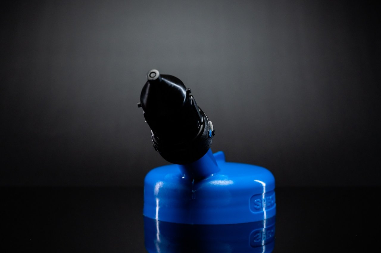 Spectrum Oil Containers 1/4" Nozzle Lid | Trico Corporation