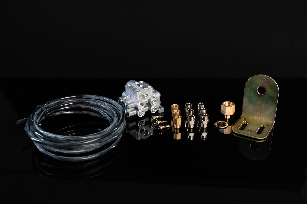 Distribution Block - Automatic Grease Lubrication | Trico Corporation